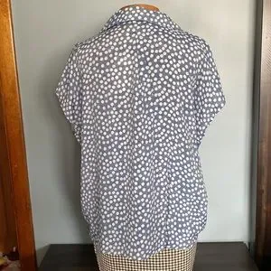Blousology | Tops | Blousology Top | Poshmark
